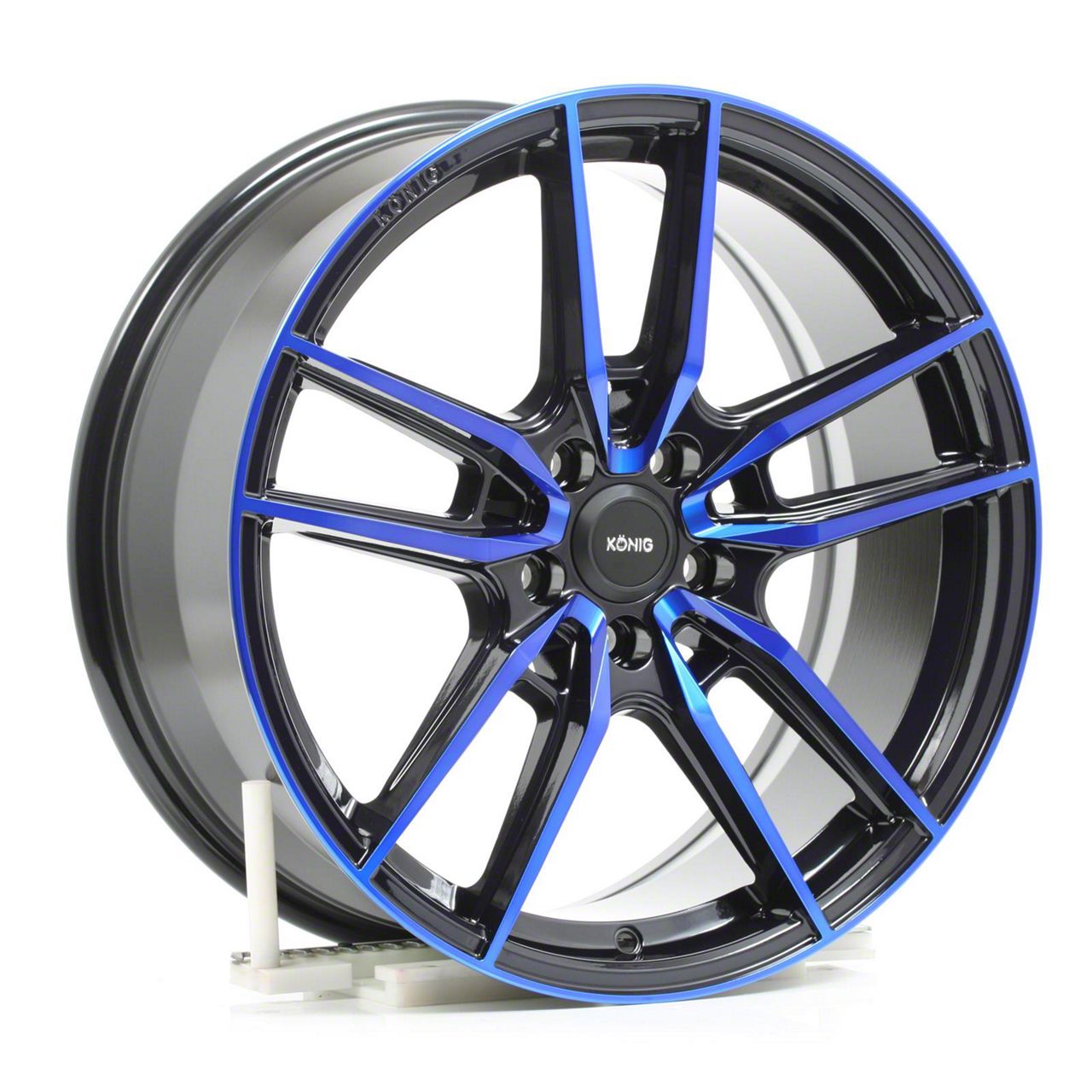 Konig Oversteer On Blue Car